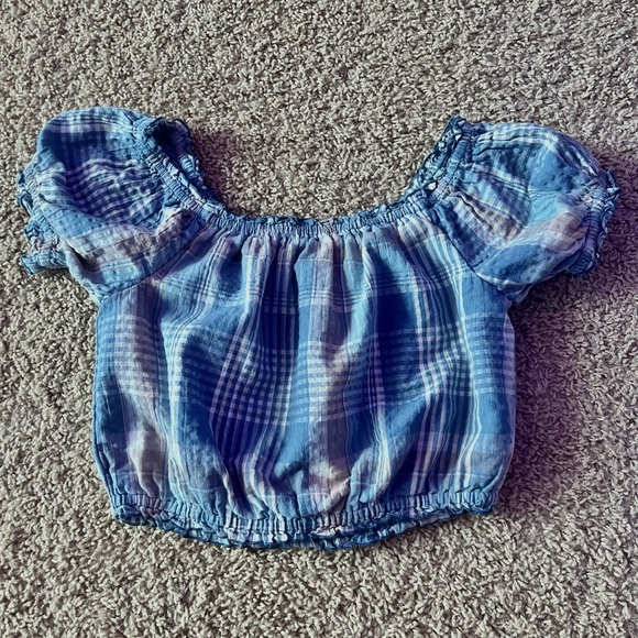 American Eagle Outfitters | Tops | Same Look Both Sides Nice Top A Bit Poofy At The Waist Never ...